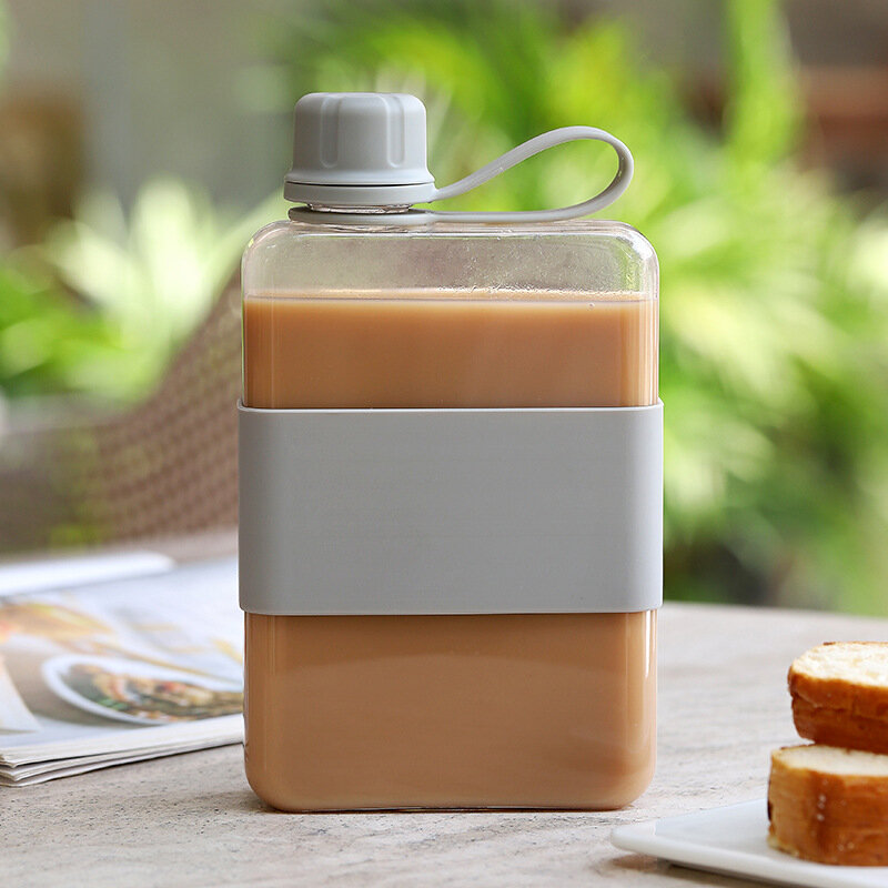 Новая бутылка Tritan Fresh Style с ручкой, плоская бутылка с силиконовым покрытием, пластиковый стакан, высококачественная портативная бутылка для воды для студентов