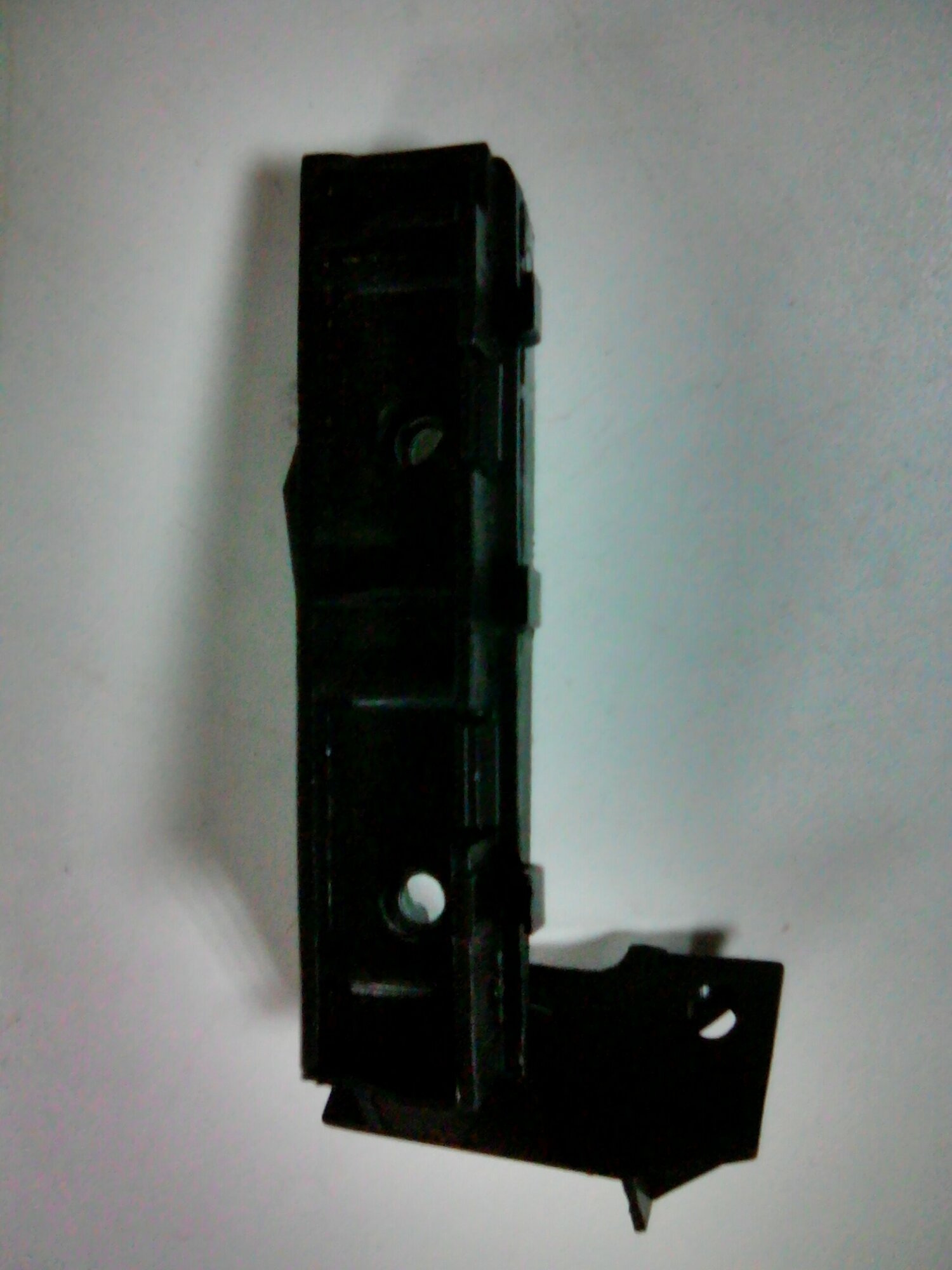 Кронштейн бампера переднего левый CHERY Vortex Tingo [1.8 16V 5MT внедорожник]