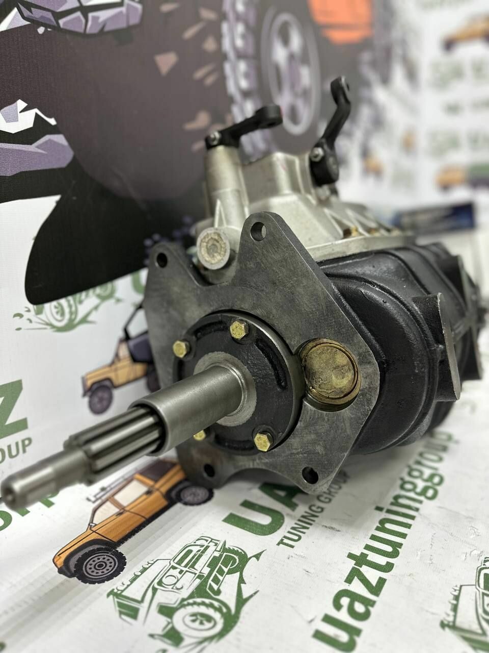 Коробка в сборе (КПП) для УАЗ 452 Буханка, 3962, 3303, 2206 (грузовая) 5-ти ступенчатая, тонкий вал (29 мм)