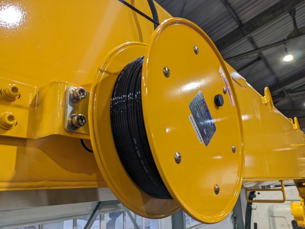 Кабельный барабан открытого типа левого вращения, концевого выключателя, ограничитель подъема крюка