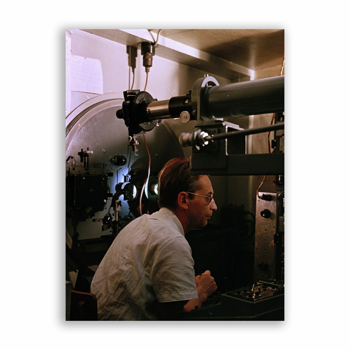 Советский постер, плакат на бумаге / Советские рабочие / Размер 30 x 40 см