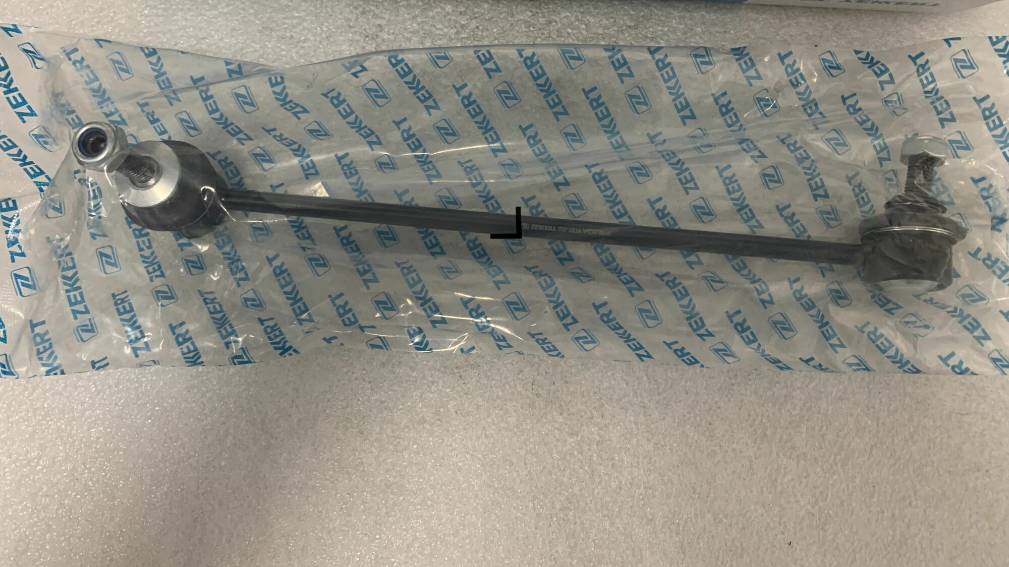 Стойка стабилизатора передняя правая Бренд Zekkert для автомобиля BMW 5 E60/ E61 01