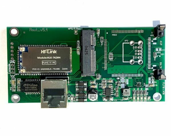 Встраиваемый роутер AXR-5P PoE, поддержка miniPCI-e 3G/4G-модемов, прямой RJ-45