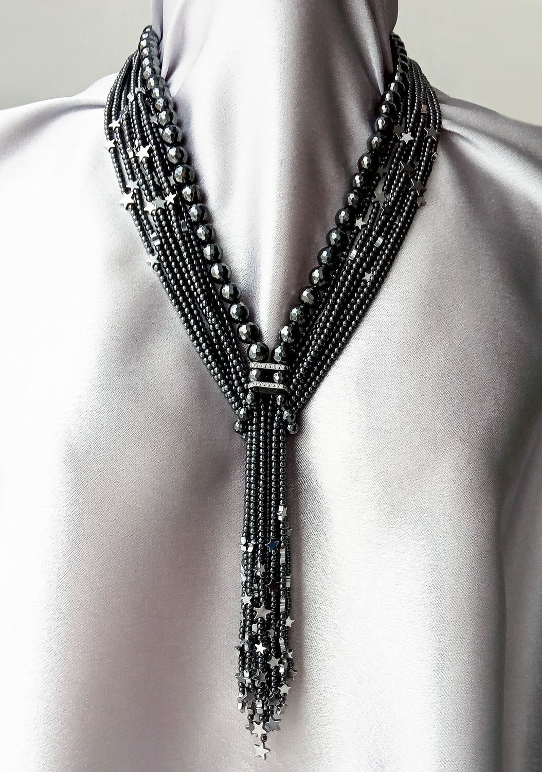 Колье, гематит