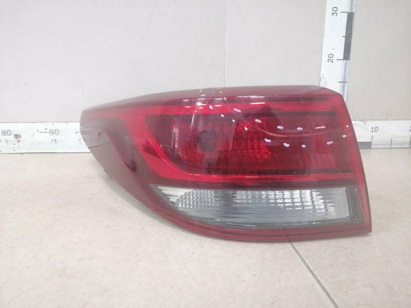 Фонарь задний наружный левый Kia Rio 4 FB 2017 кат.номер: 92401H0500