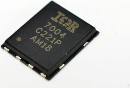 Транзистор INFINEON IRFH7004TRPBF N-MOSFET полевой 40В 164А Idm 1247А 156Вт PQFN5X6 1 шт