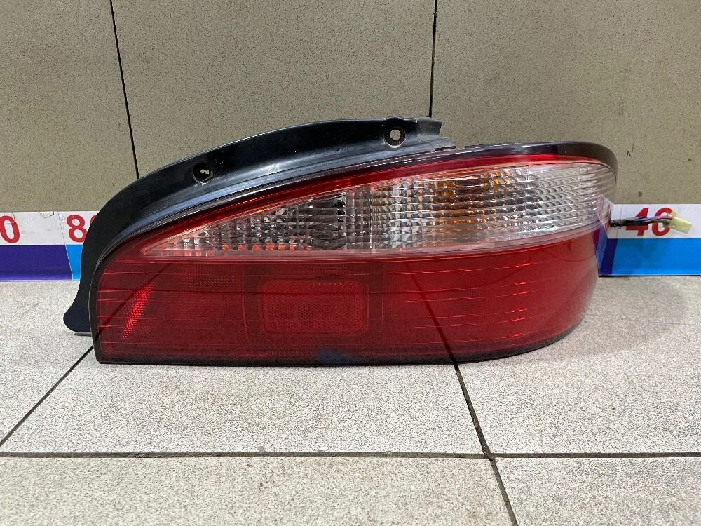 Фонарь задний правый Kia Clarus 0K9A51150D