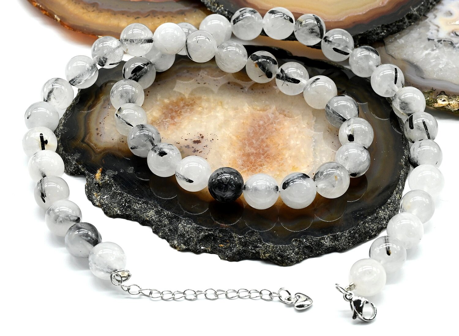 Бусы, кварцит