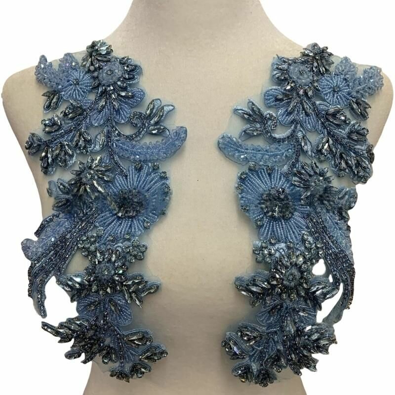 Вышитые аппликации с цветами из бисера, Синий