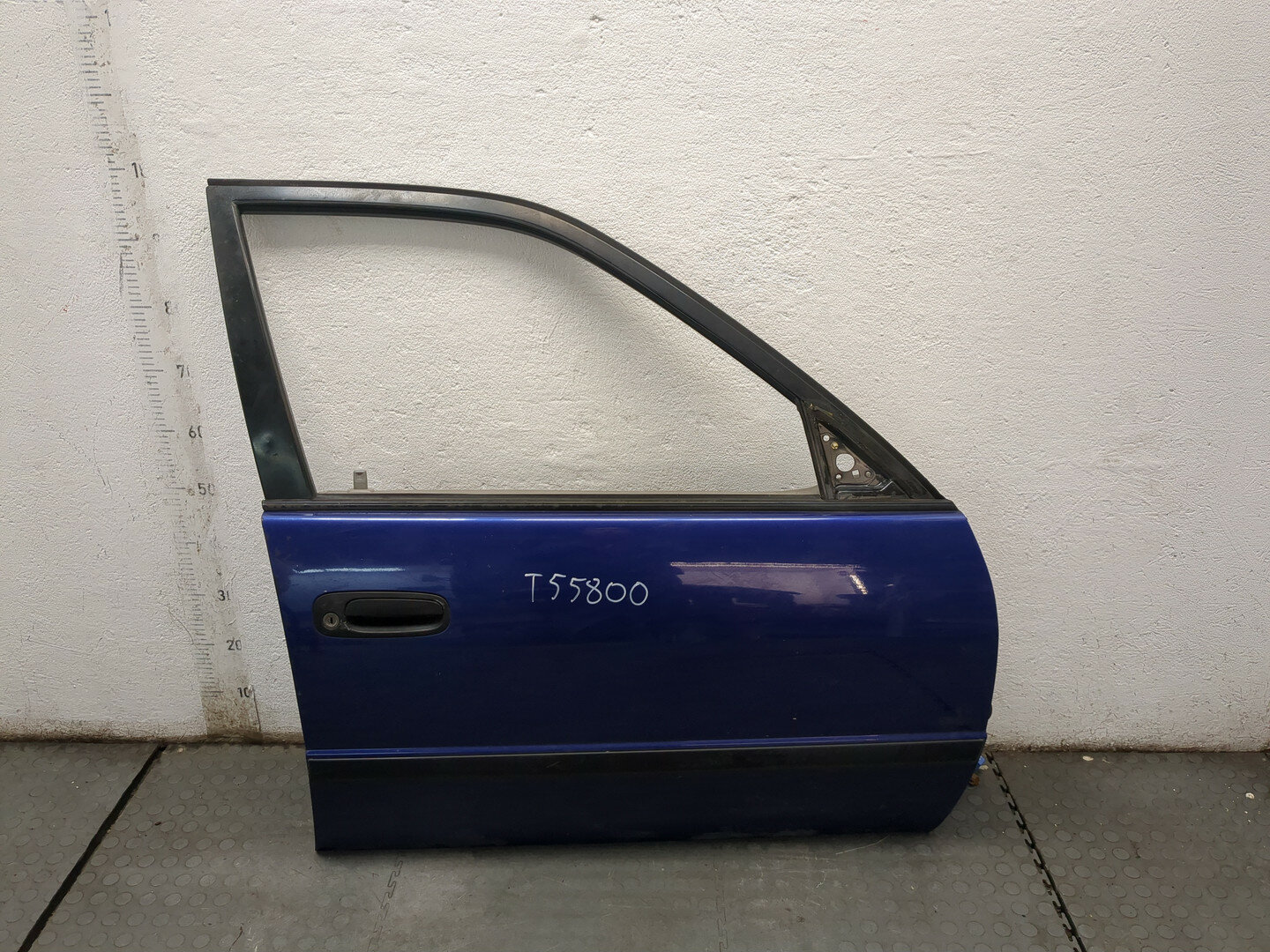 Дверь боковая (легковая) правая передняя Toyota Corolla E11 Б/У