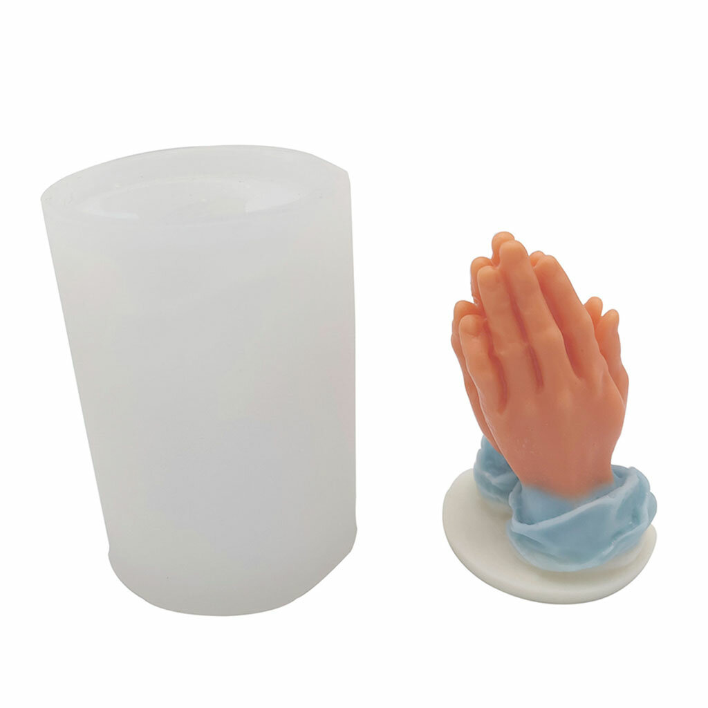 Сложите руки вместе и помолись , чтобы слепить свечу .