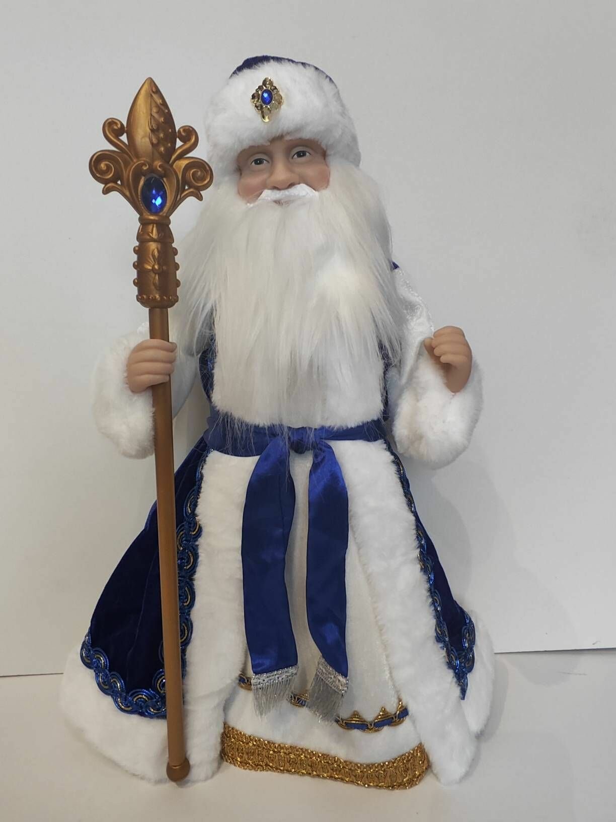 Дед Мороз 47 см. музыкальный поет и танцует