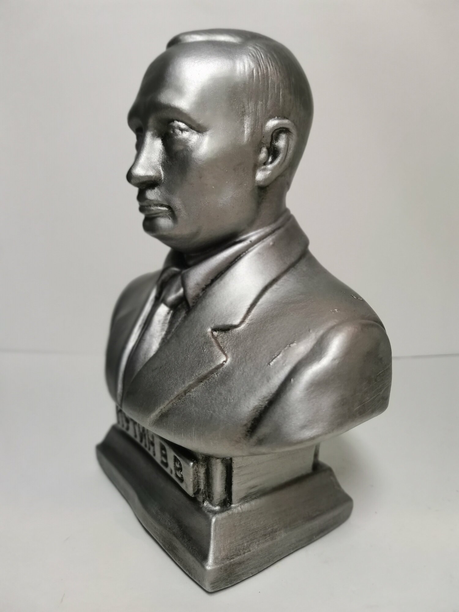 Фигурка Бюст Путин В. В. 19см*15см