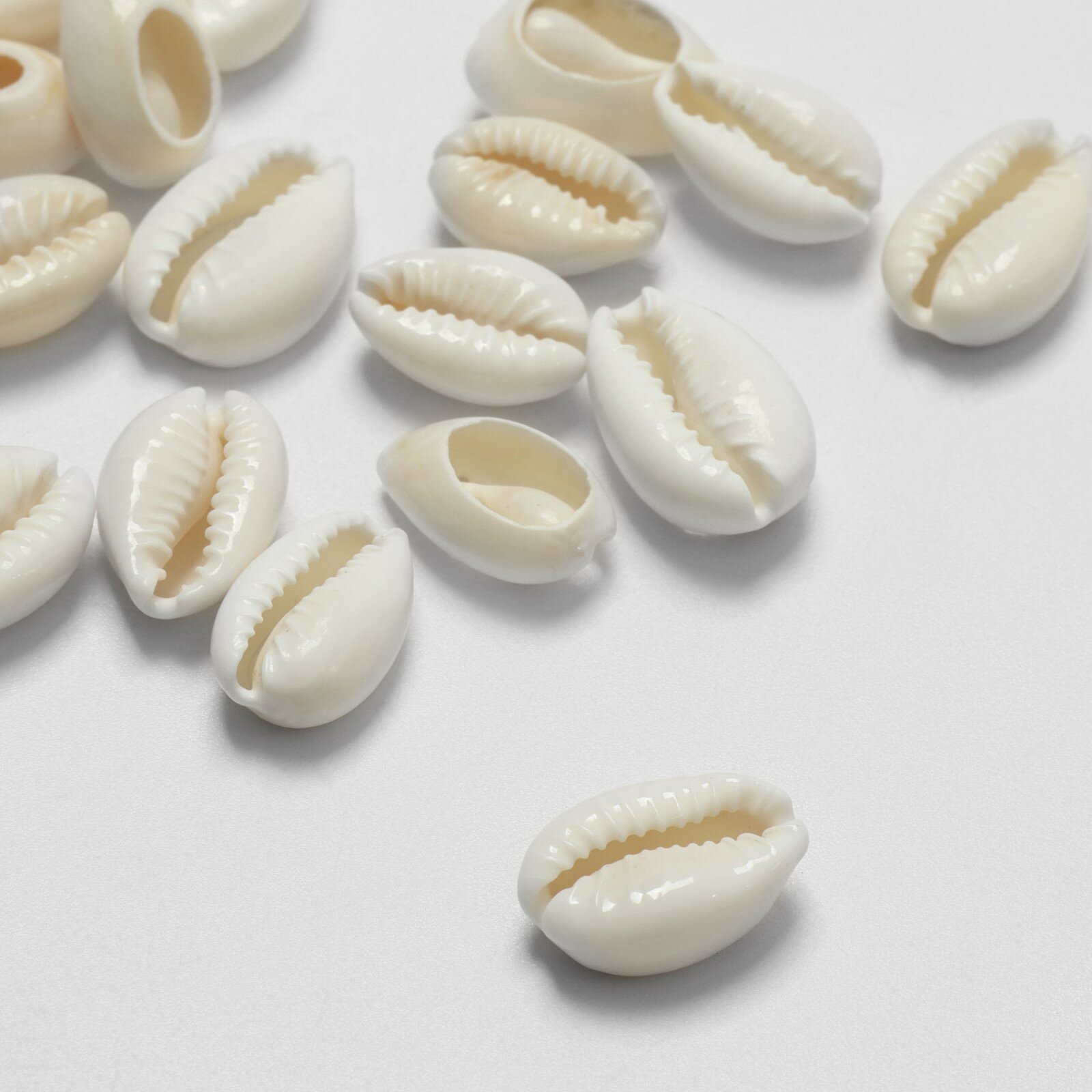 Бусина "Ракушка" необычная,14-18 мм, набор 20шт, цвет белый, 10088109