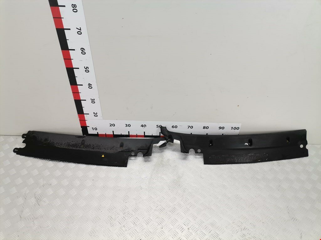 Дождевик (жабо) Renault Master 2 8200121690 арт. 1616106