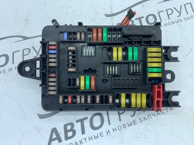 блок предохранителей BMW 320d F30 LCI Ф30 Рестайлинг 61 14 9 389 070