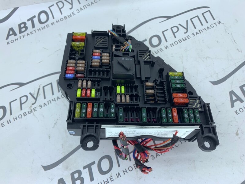 блок предохранителей Задн. BMW 5er 530D F10 Ф10 61 14 9 252 813