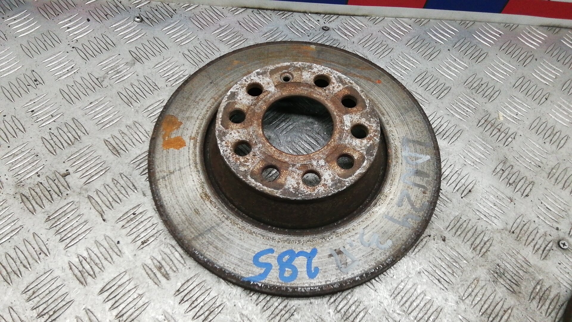 Диск тормозной задний VOLKSWAGEN PASSAT B6, Номер 5Q0615601G1K0615601AD