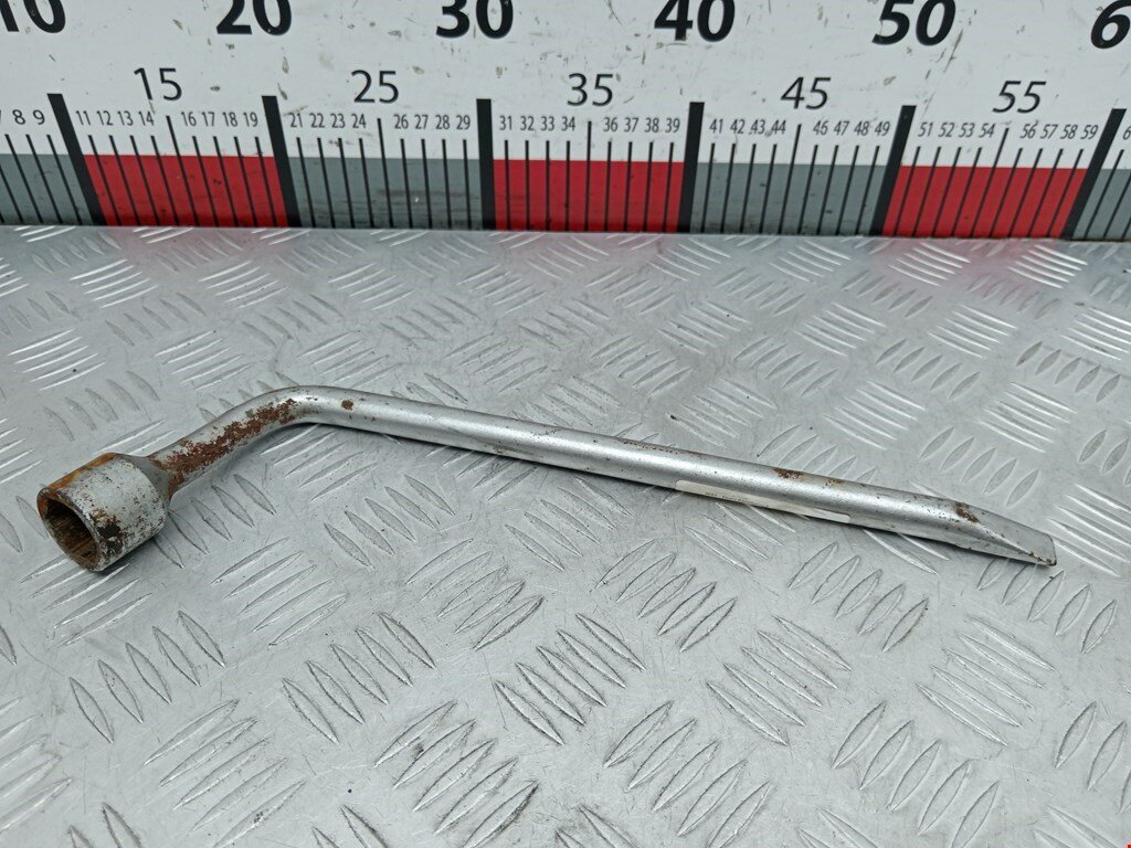 Ключ баллонный Toyota Prius 2 (XW20) 0915035070 арт. 1787986