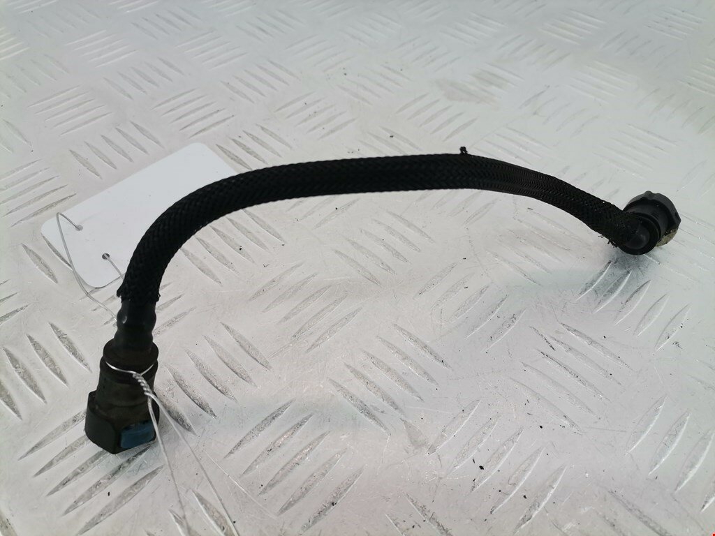 Трубка цилиндра сцепления Mazda 5 CR BP4K41421D арт. 1662361