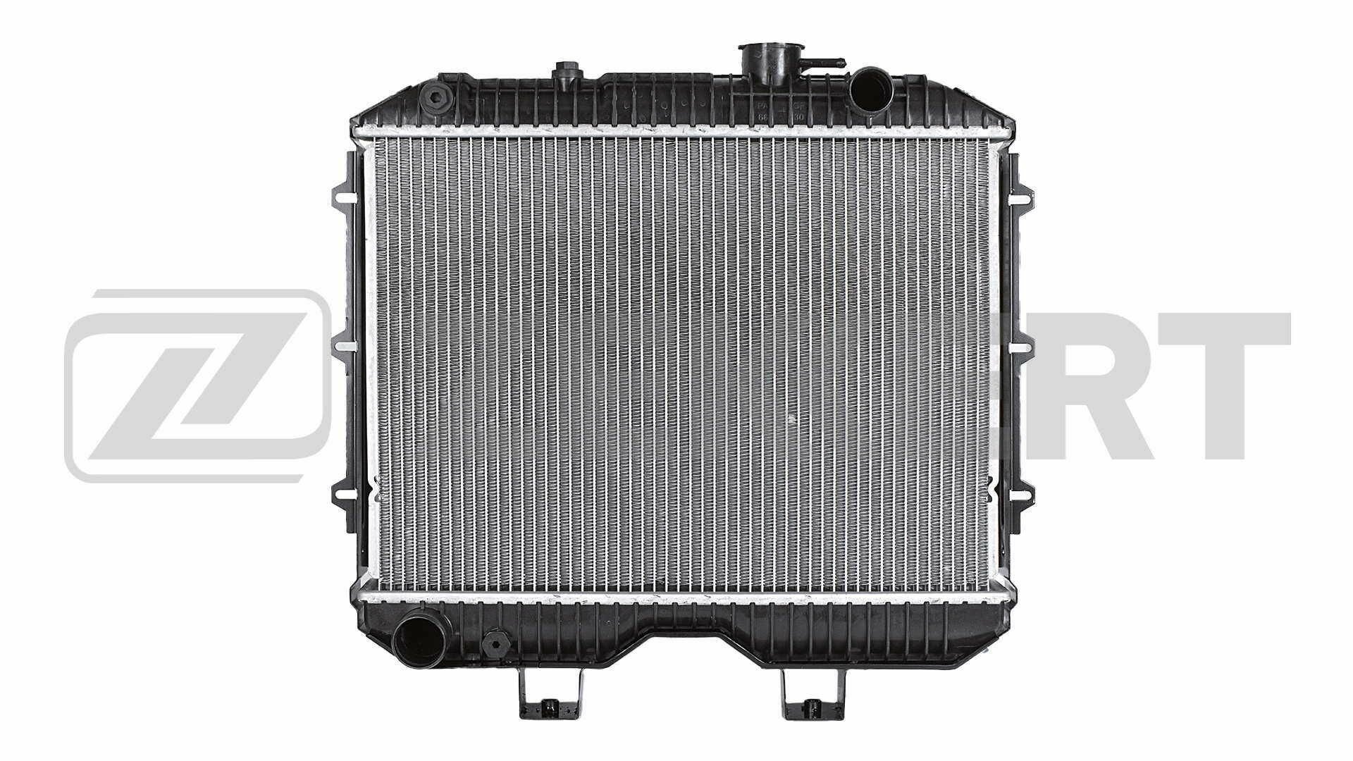 Радиатор охлаждения двигателя UAZ 3151 85- 3303 с 2003 года 3741 с 2003 года 3909 с 2003 года 3962 с 2003 года 469 72- Hunter