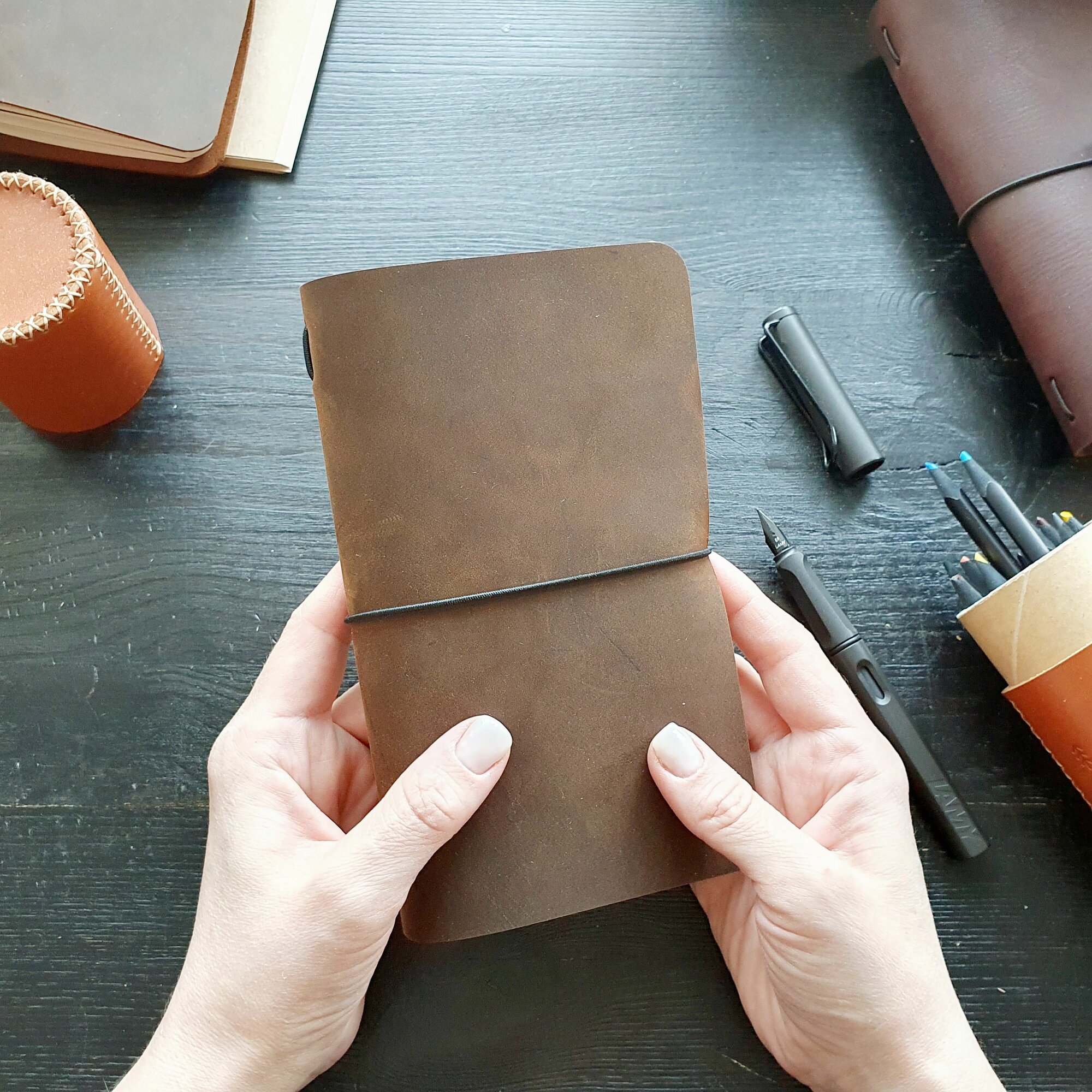 Кожаный блокнот формата Midori Personal (10х18см) со сменными тетрадями на резинке / записная книжка / скетчбук 90 листов