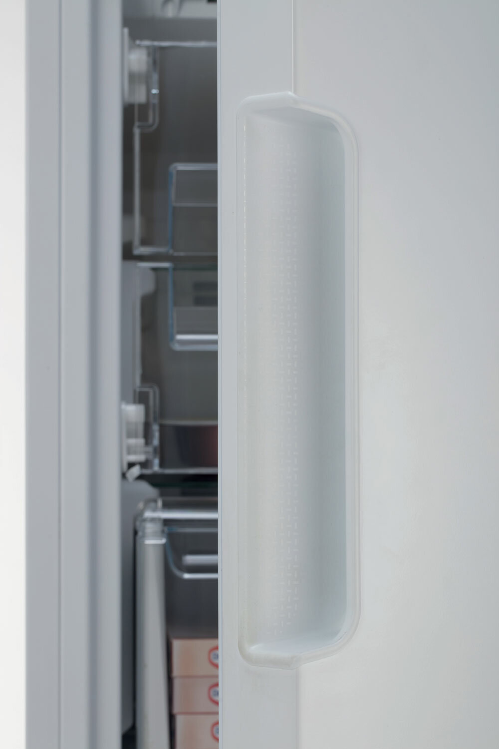 Морозильник Indesit DSZ 4150 A+, 214 л, суперзаморозка, белый — фото 1