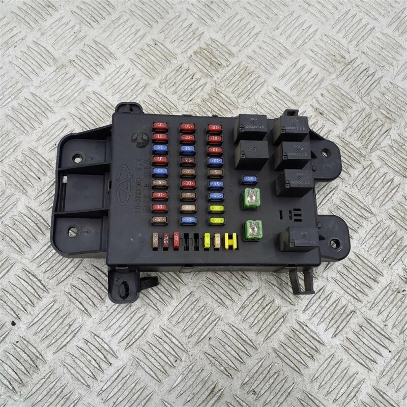 Б/У Блок предохранителей Vortex Tingo / Вортекс Тинго 1.8 SQR481FC 132 Л.С. 2011