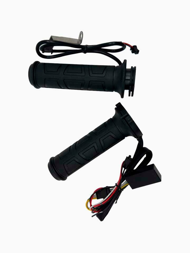 Ручки руля на мотоцикл, мопед, снегоход (пара, универсальные с подогревом)