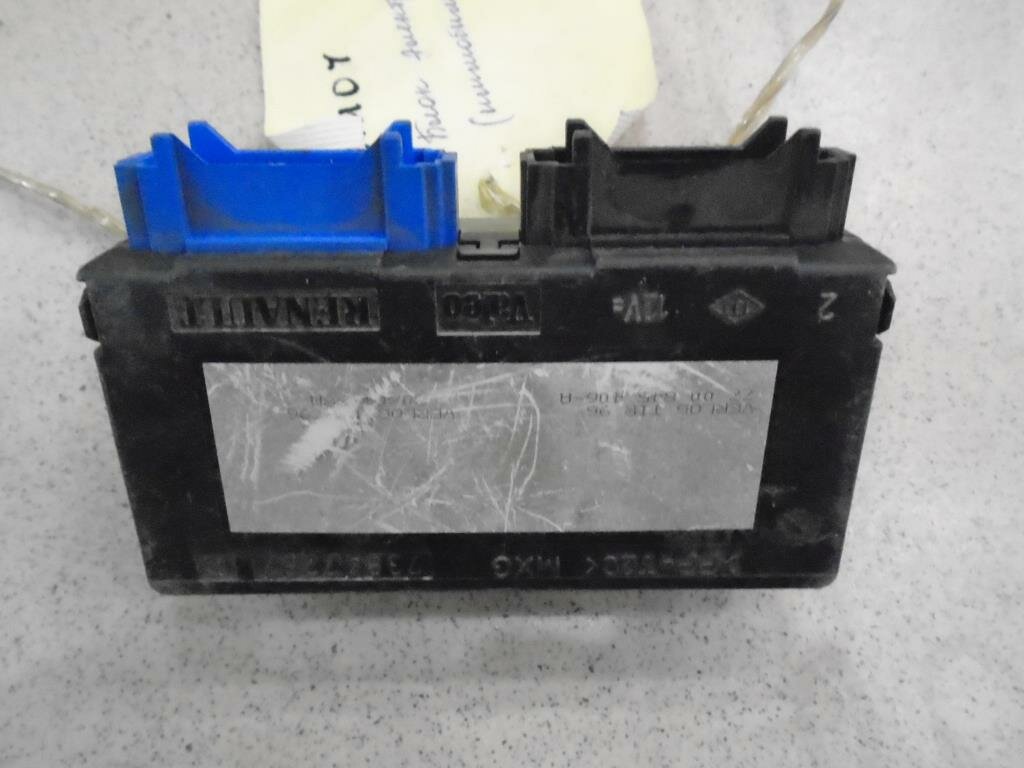 Блок иммобилайзера от Renault Clio 1 1990-1998