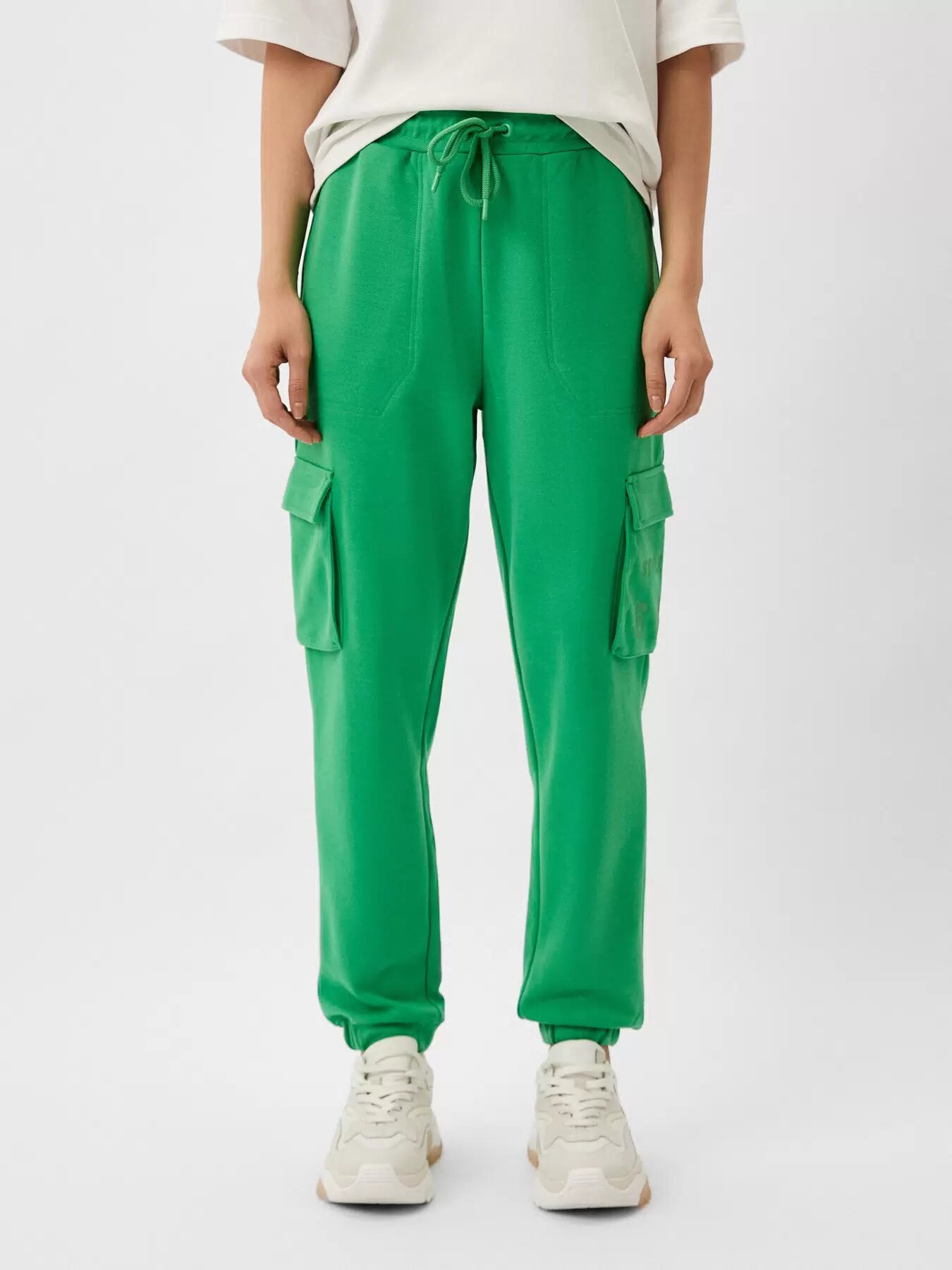 Брюки спортивные