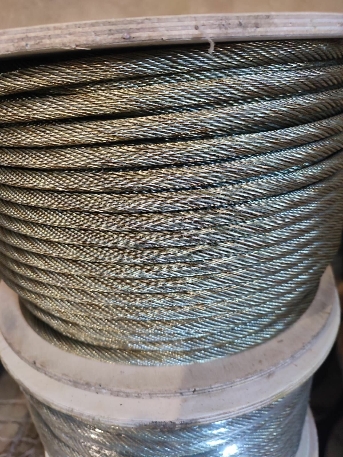 Трос для манипулятора 8 мм 70 метров (Канат 19х7 DIN3069 8 мм)