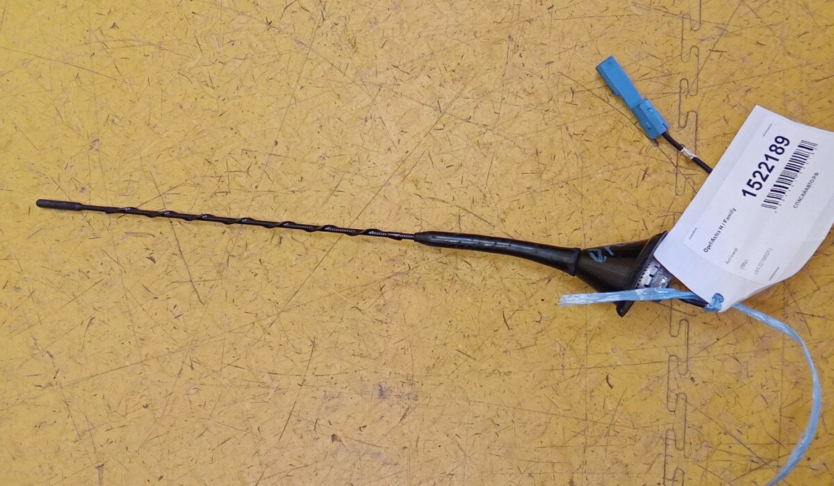 Антенна Astra H / Family Opel 013279801