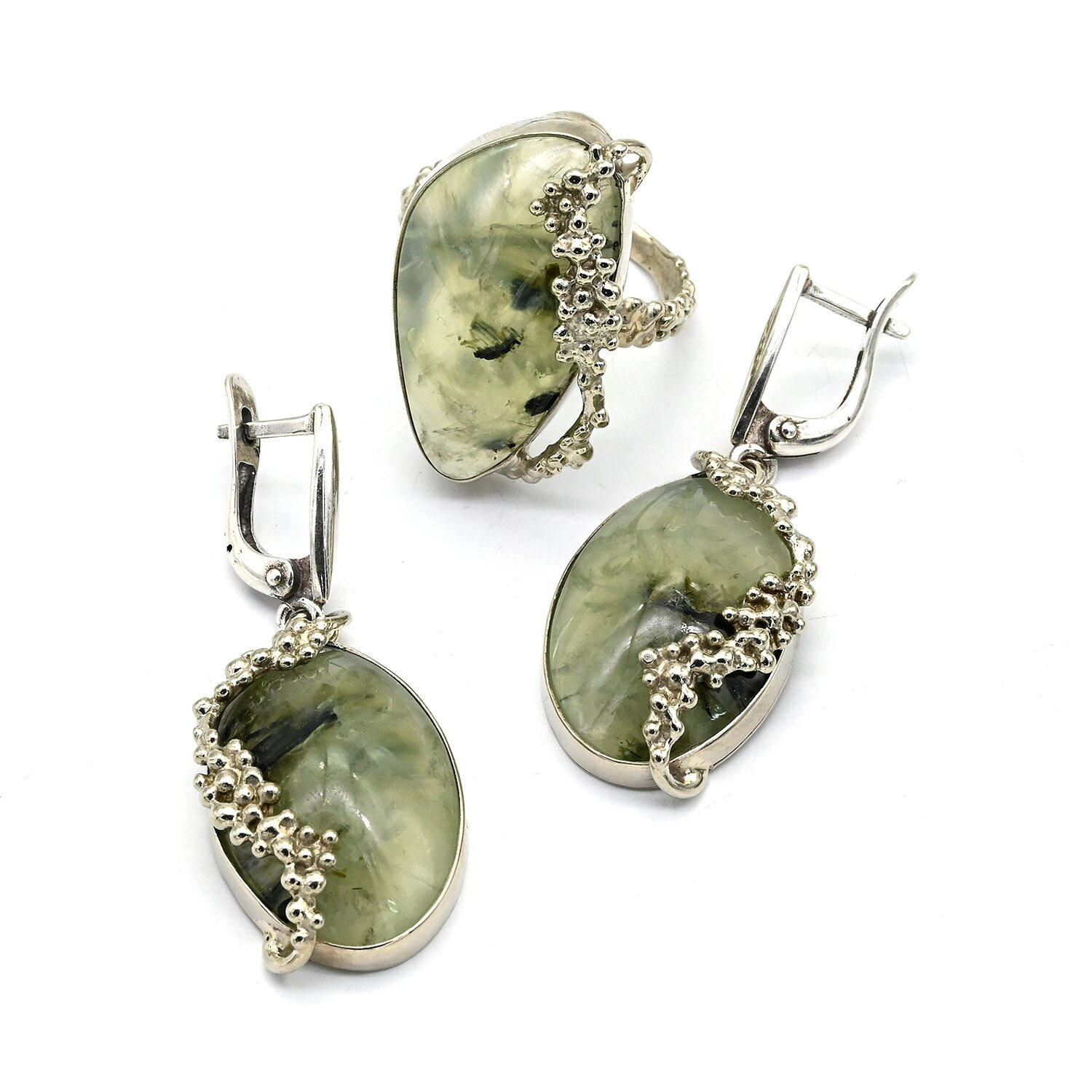 Комплект бижутерии, пренит