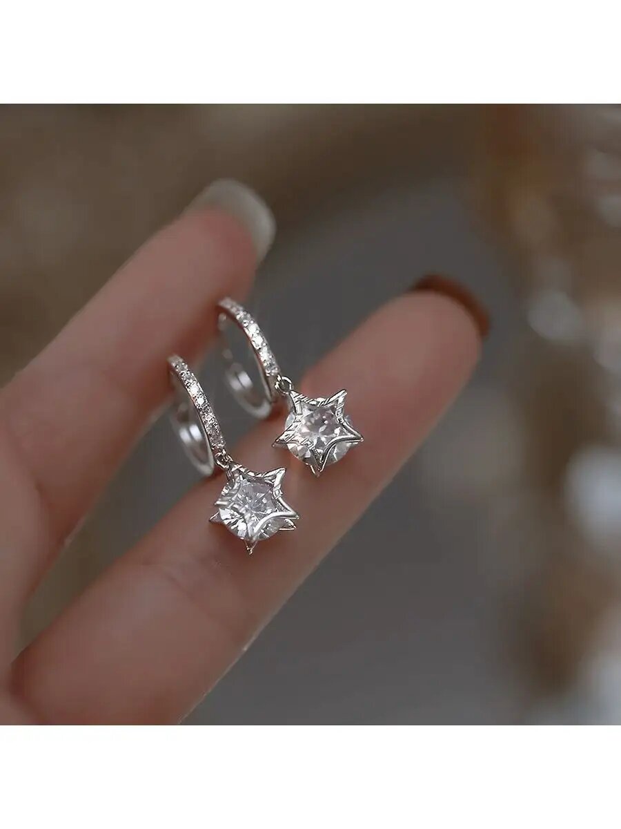 Серьги пусеты be self true, кристалл