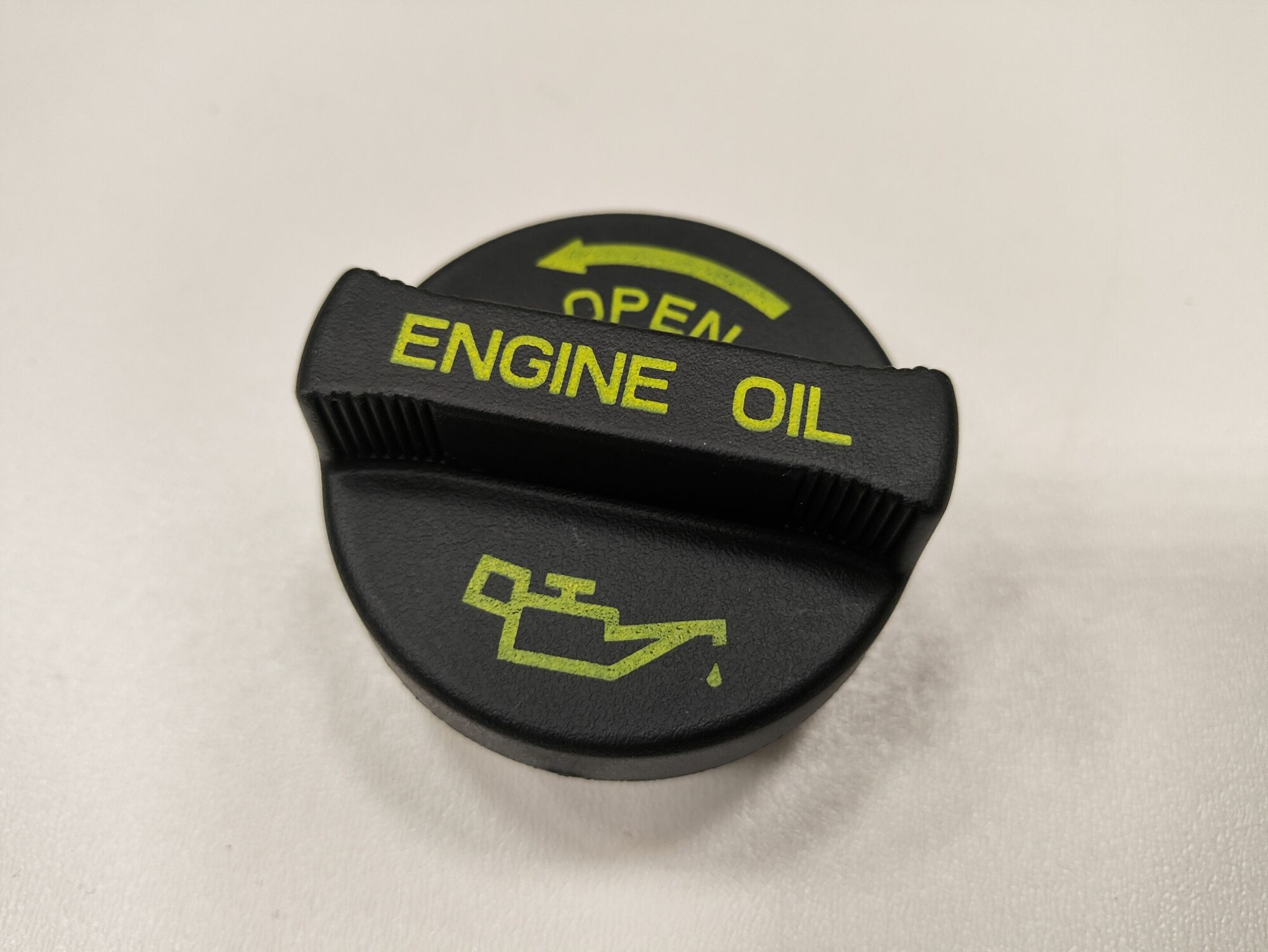 Крышка маслозаливной горловины Changan UNI-V [1.5 16V 7AMT лифтбэк Turbo] EA140030900