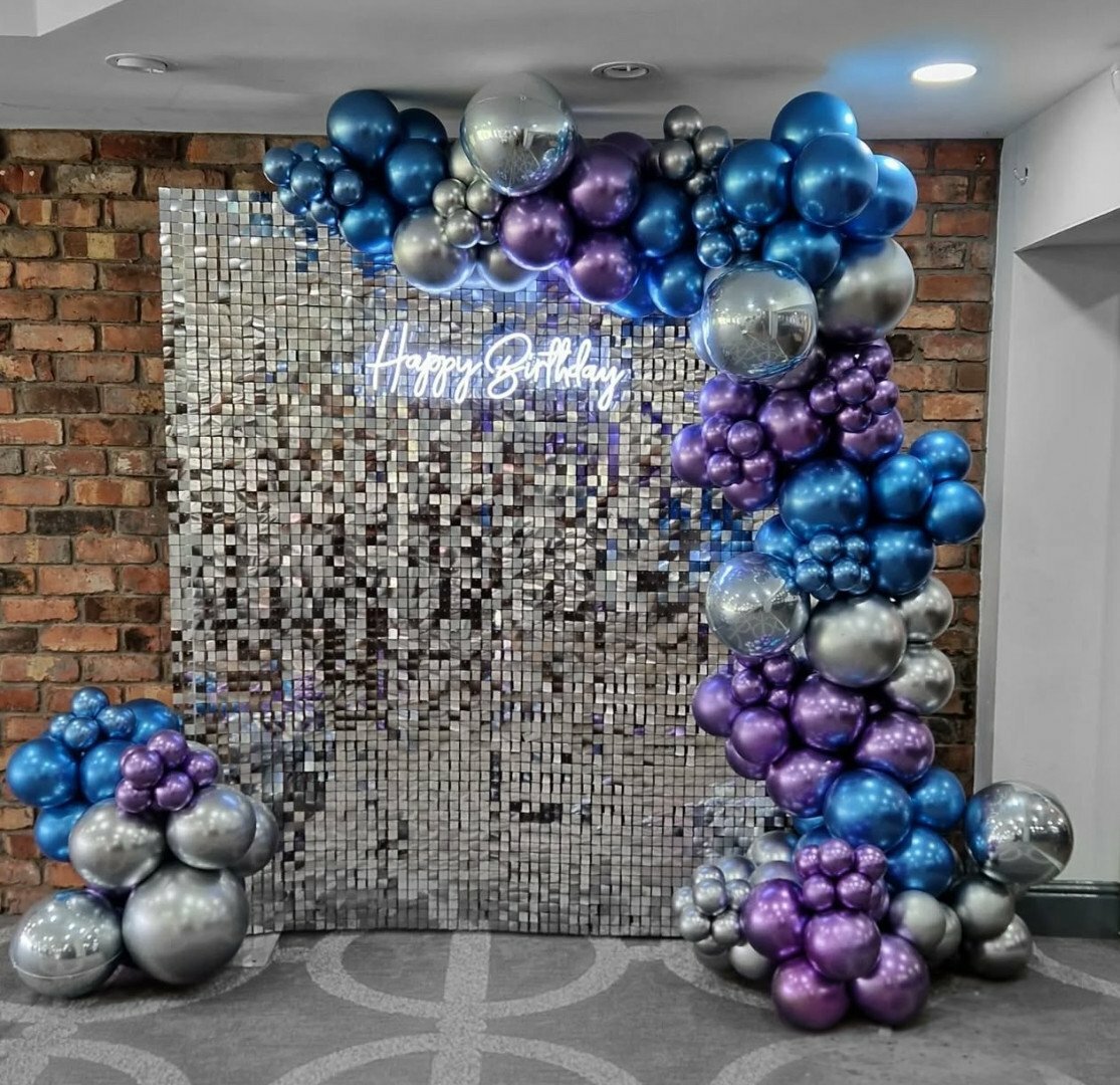 Фотозона из воздушных шаров «Сияющая вечеринка»