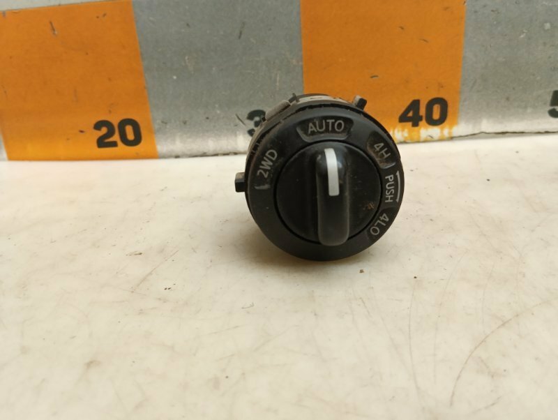 Б/У Блокировки дифференциала Кнопка Nissan Pathfinder 2007 R51 381561 NISSAN арт. 25536EA000