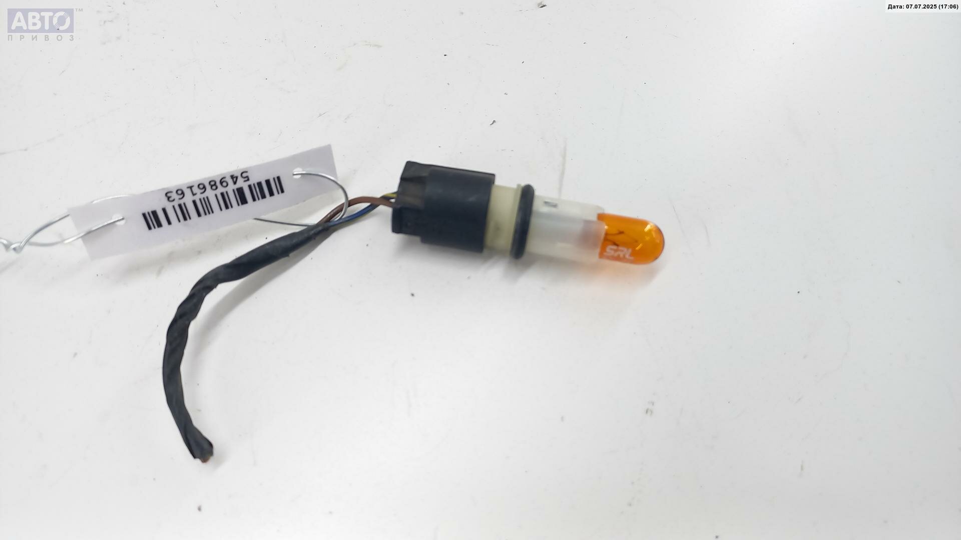 Патрон лампы указателя поворота BMW 3 E46 (1998-2006)