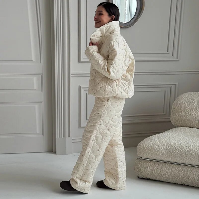 Комплект одежды