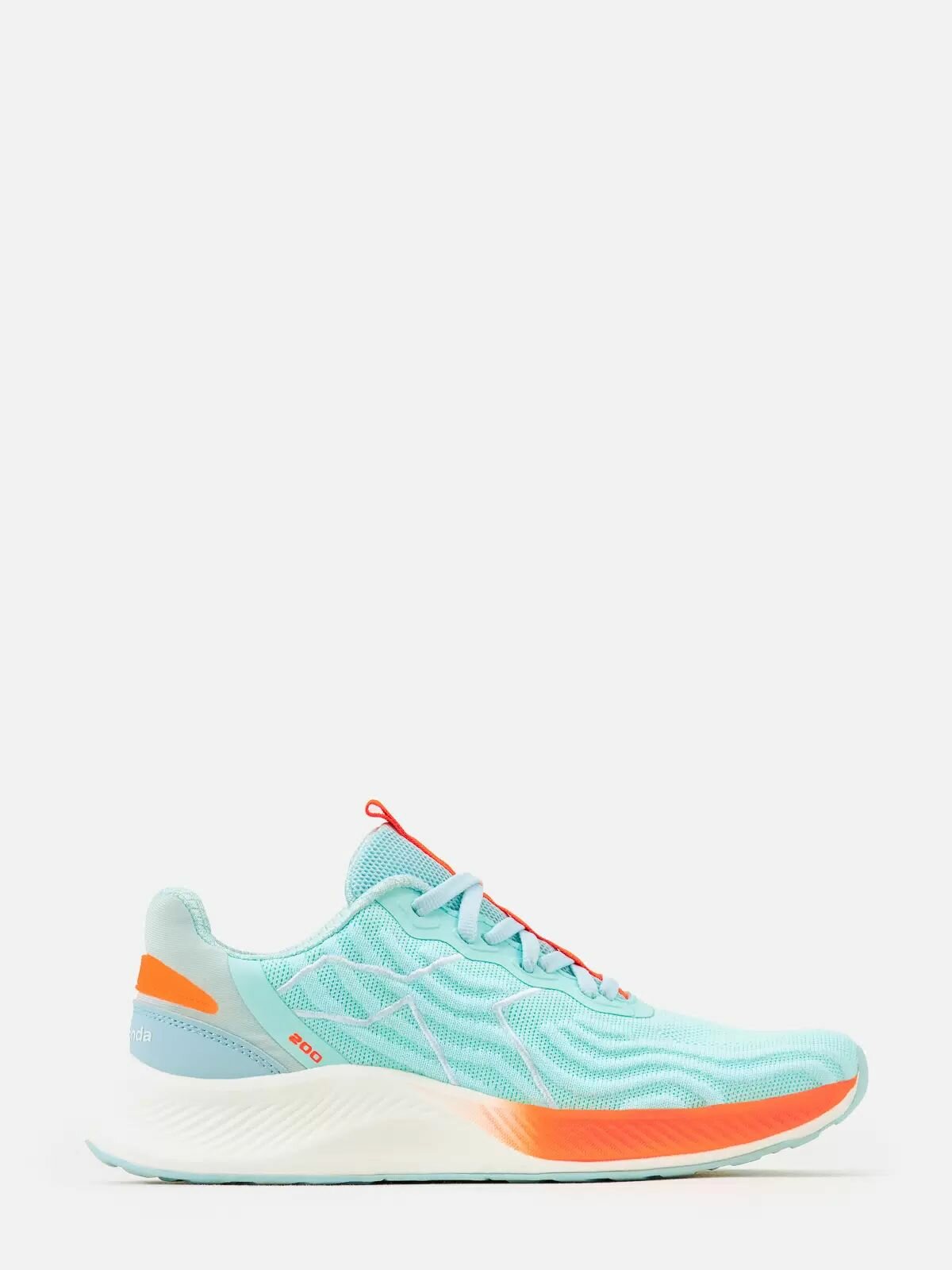 Кроссовки