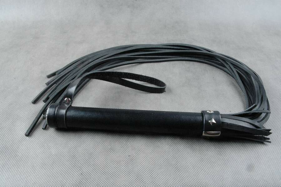 Плеть Beastly, жесткая, черная