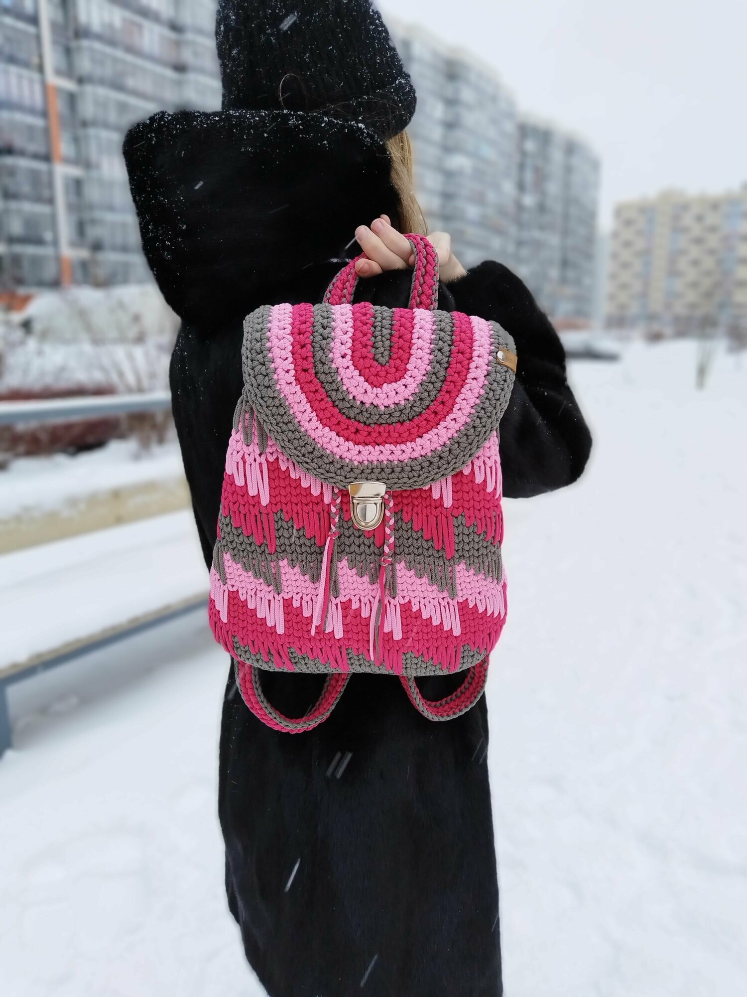 Рюкзак вязаный ручной работы MaMaLu