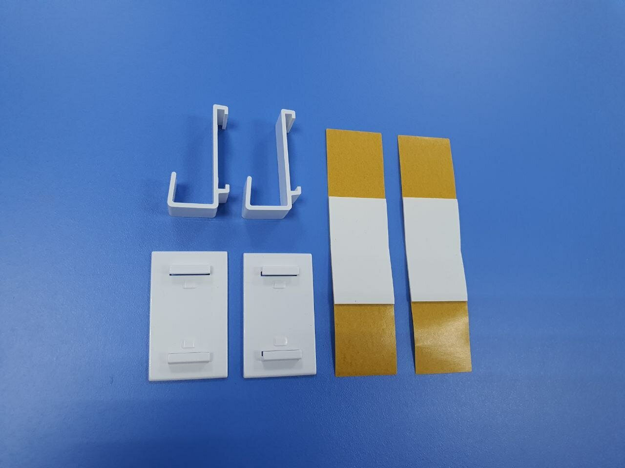 Комплект креплений для рулонных штор мини