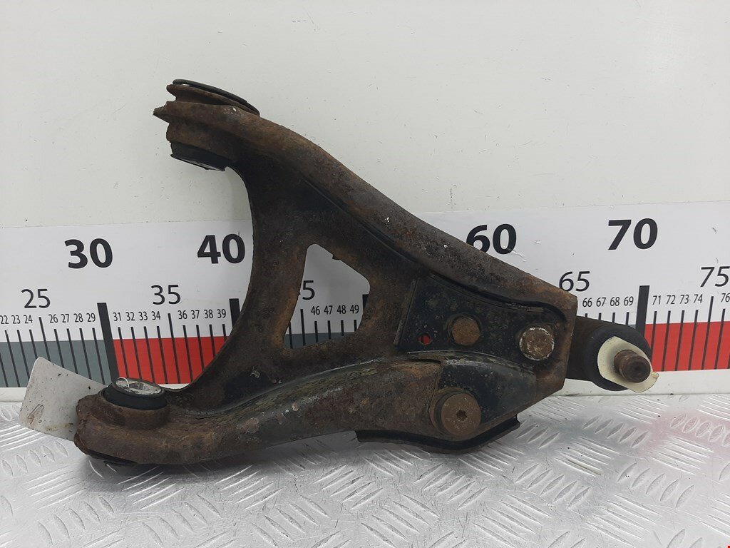Рычаг передний правый Renault Clio 2 8200942407 арт. 2023569