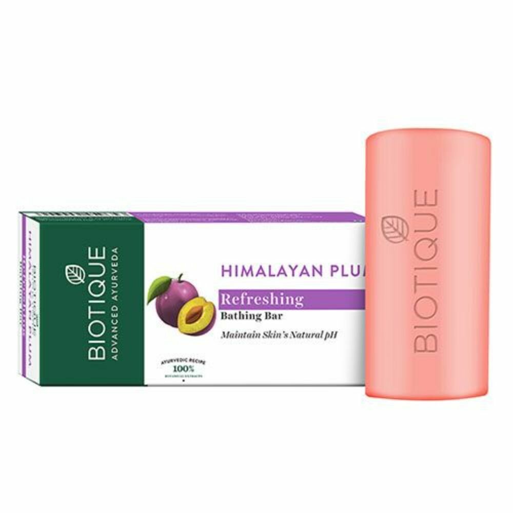 HIMALAYAN PLUM Refreshing Bathing Bar, Biotique (гималайская слива Освежающее мыло, Биотик), 150 г.