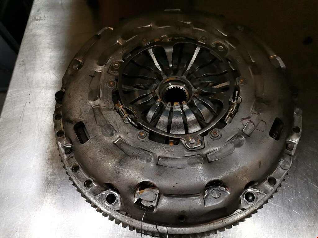 Маховик (демпфер сцепления) Ford Mondeo 3 5S716477DB арт. 1648072