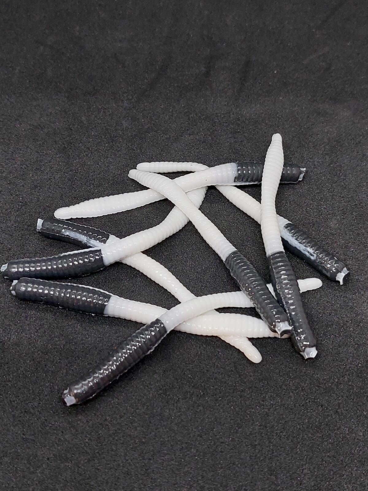 Силиконовые сьедобные приманки "Бобровый хвост". цвет черный- белый