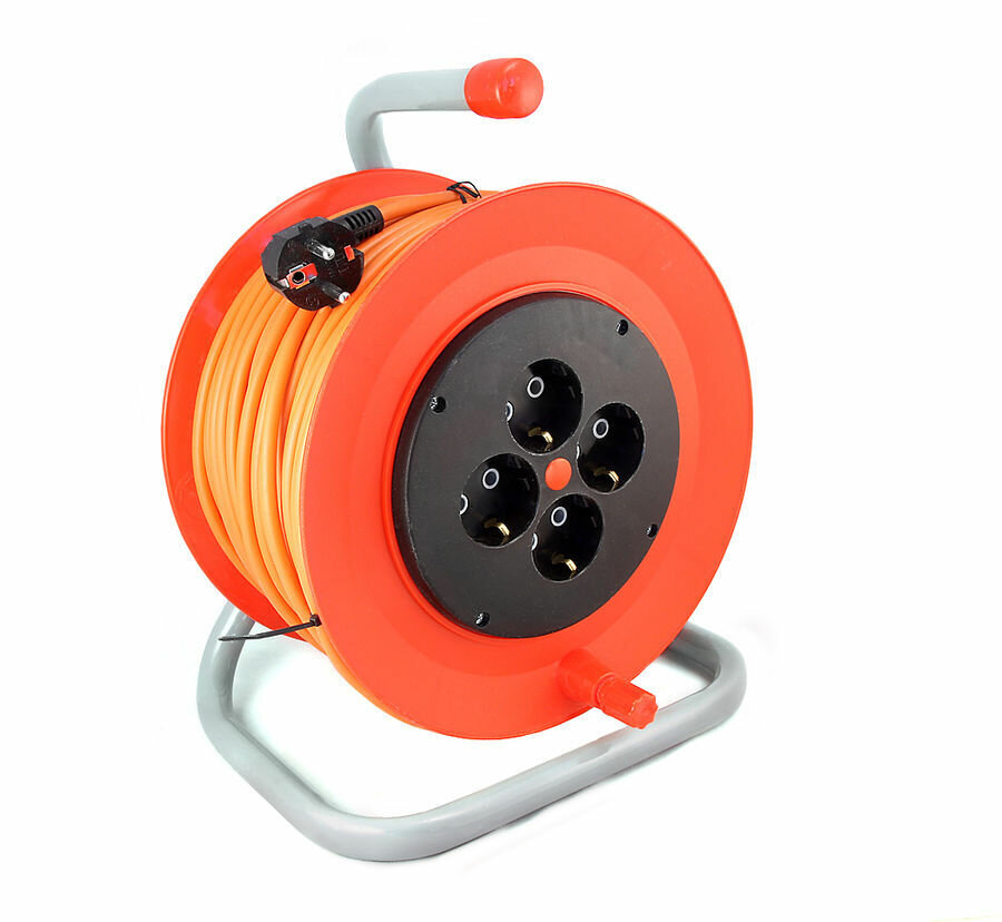 Удлинитель силовой LUX К4-Е-40 ПВС 3х1,5 40м 16А