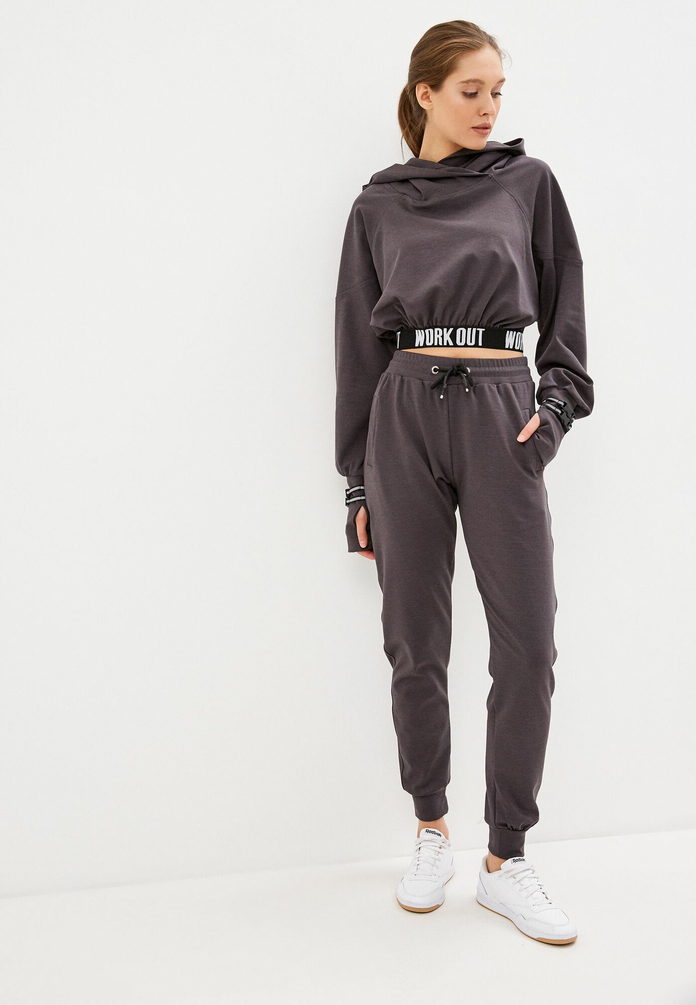 Костюм спортивный